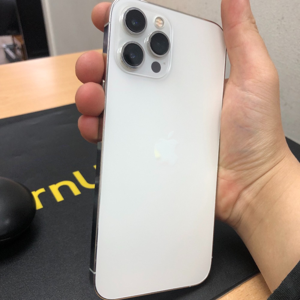 iPhone 12 Pro Max 256GB unlocked White iPhone 12 Pro Max 256GB unlocked ...